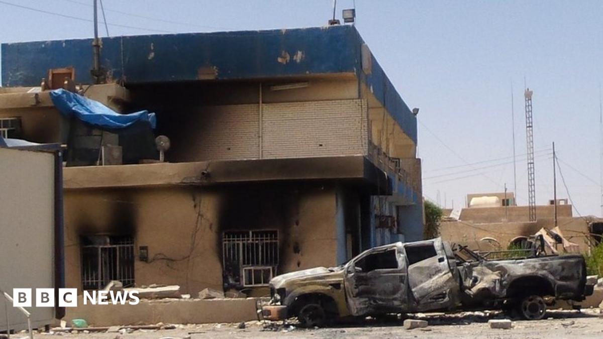 Iraq crisis: Indian nurses trapped in Tikrit hospital moved - BBC News