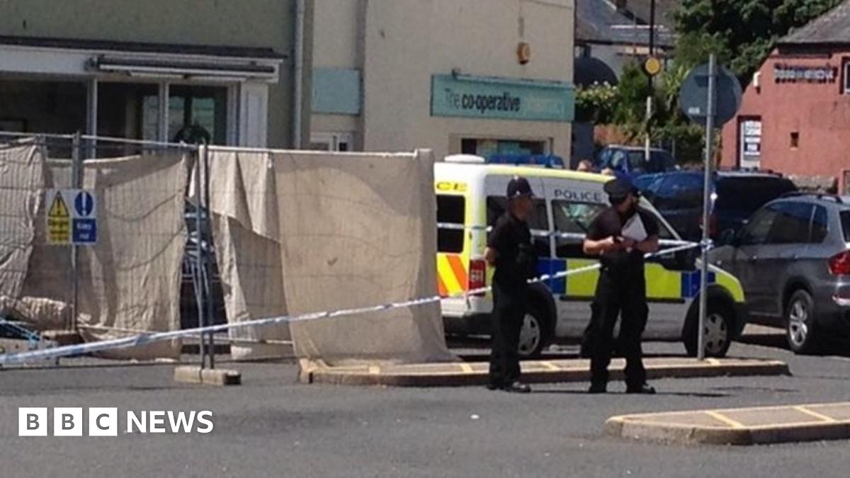Kingsbridge Alex Peguero murder: Tributes paid - BBC News