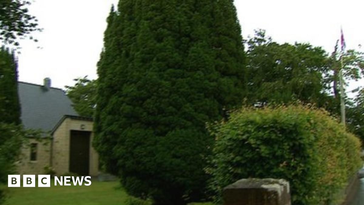 Union flag put up in Dervock Catholic church grounds - BBC News