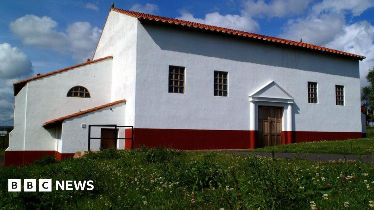 Segedunum's lost Roman baths rediscovered close to fort - BBC News