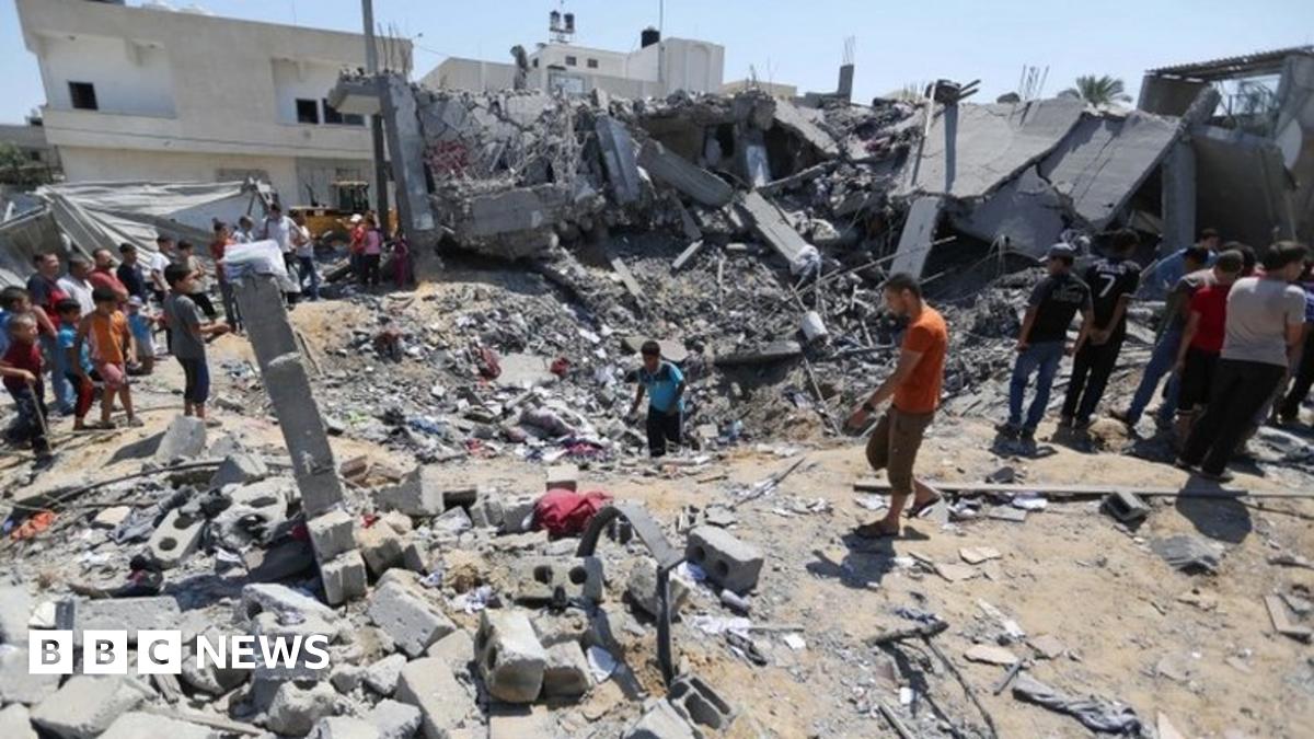 Israel 'ready for escalation' of Gaza conflict - BBC News