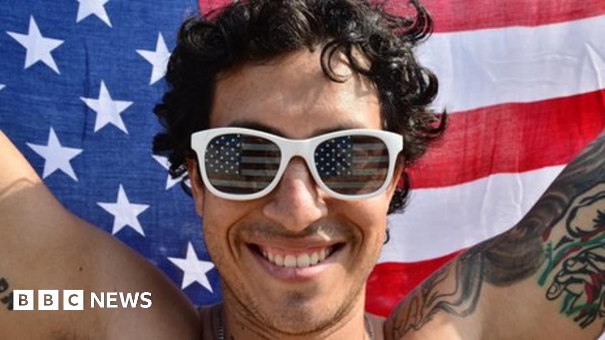 Football haters cheer for the last World Cup match - BBC News