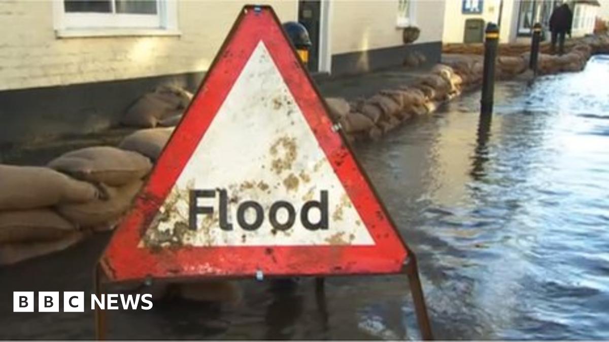 Hambledon £3.9m flood alleviation scheme approved - BBC News