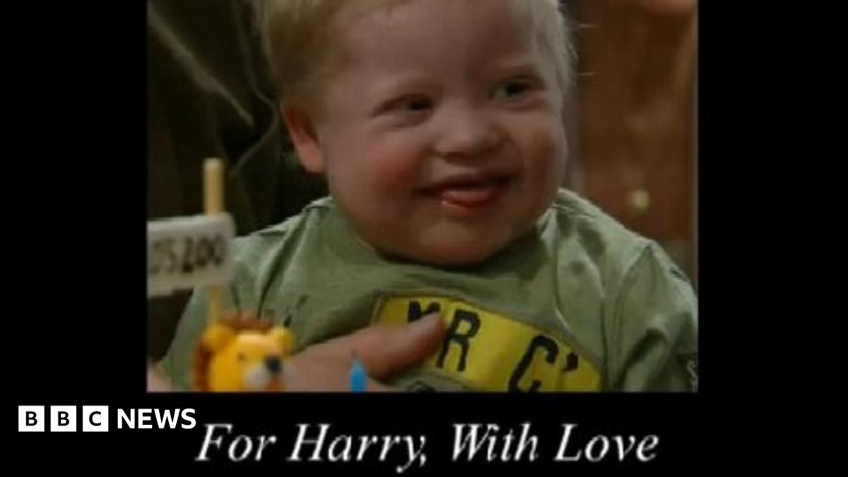 Emmerdale: Tributes paid to child actor Harry Whittaker - BBC News