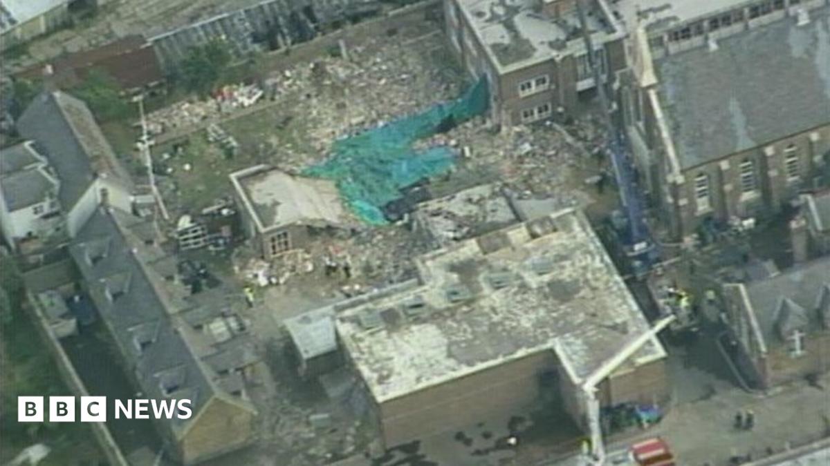 Deal IRA bomb 25th anniversary: Marine remembers blast - BBC News