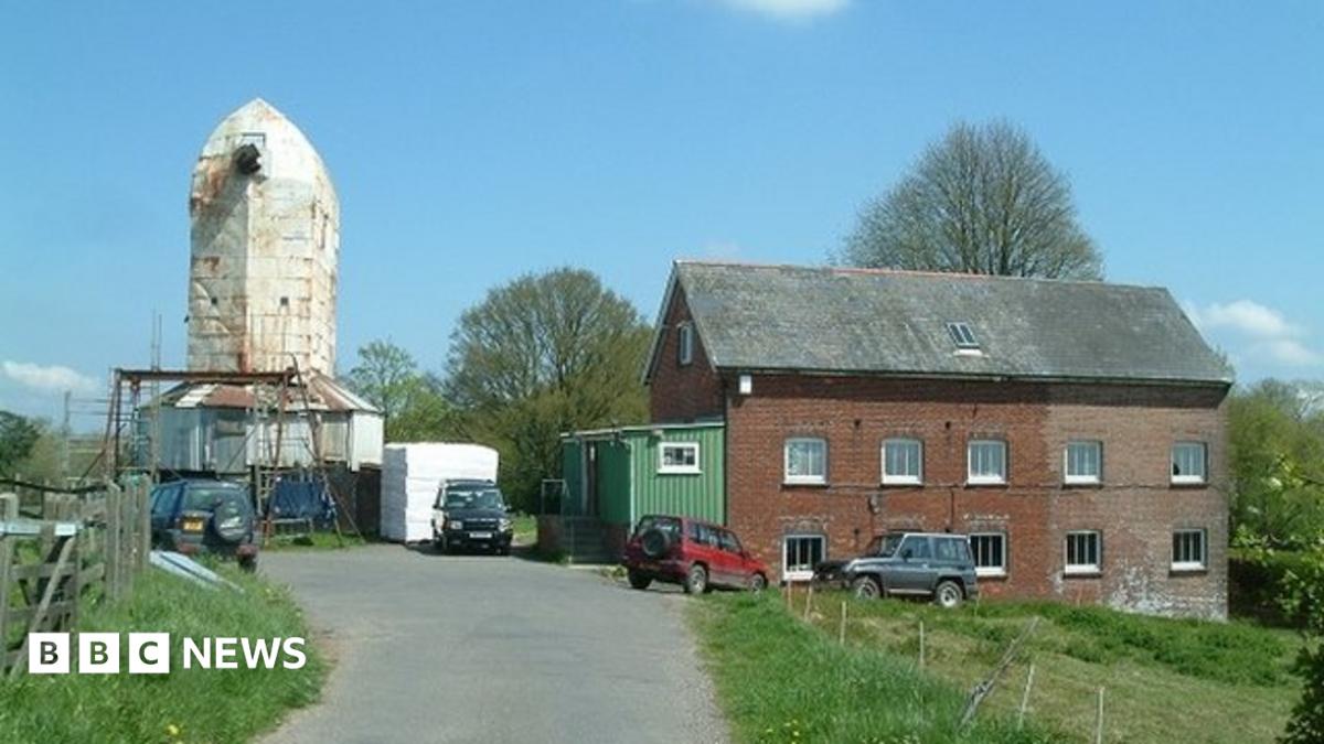 Campaign to save Cross-In-Hand windmill from collapse - BBC News