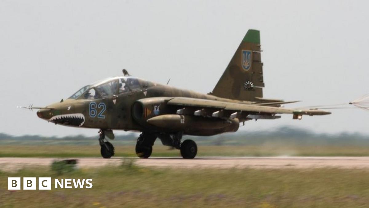 Ukraine conflict: Russia accused of shooting down jet - BBC News