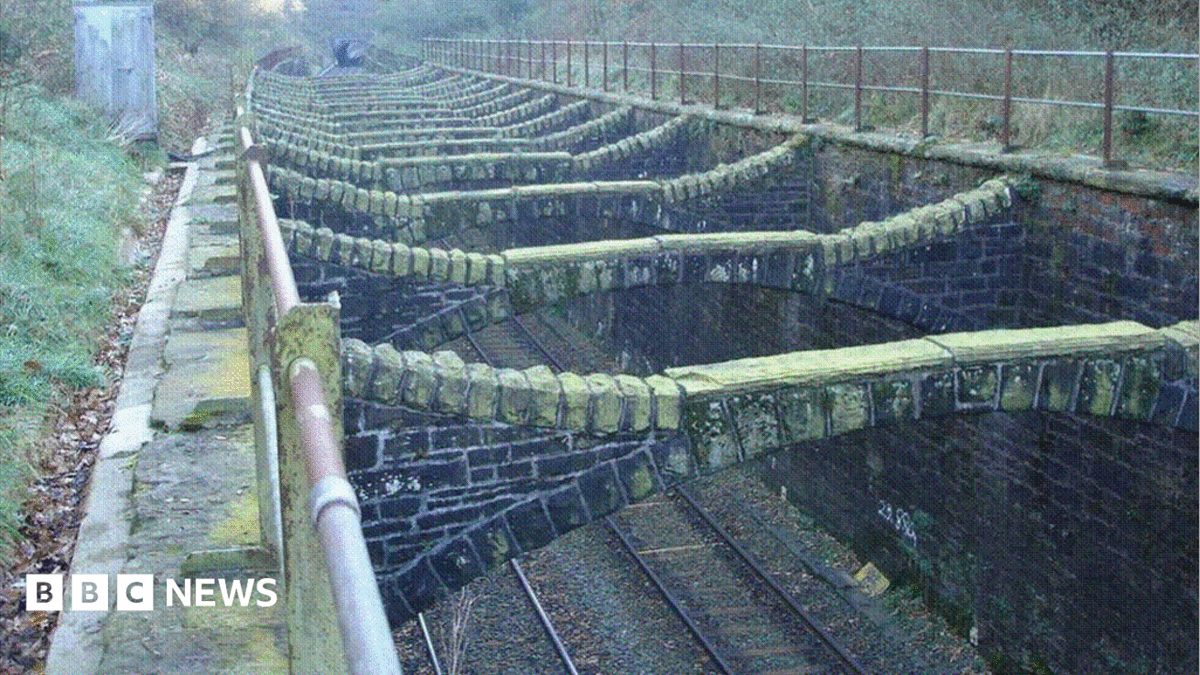 Chorley flying arches: Historic railway feature to be rebuilt - BBC News