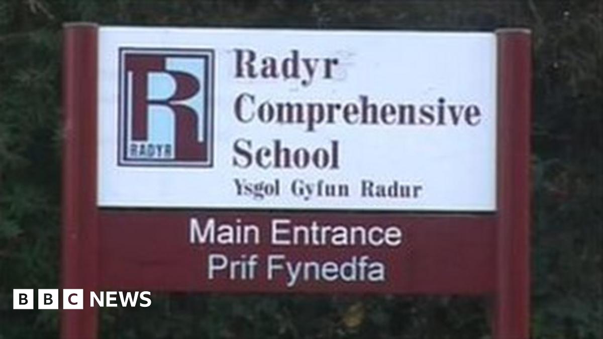 Fire crews tackle blaze at Radyr Comprehensive School - BBC News