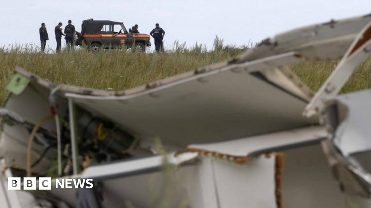 Ofcom receives complaints after Sky News report on MH17 - BBC News