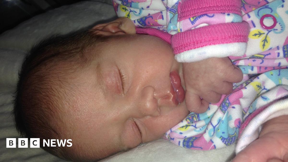 Baby whooping cough death prompts Northumbria NHS Trust probe - BBC News