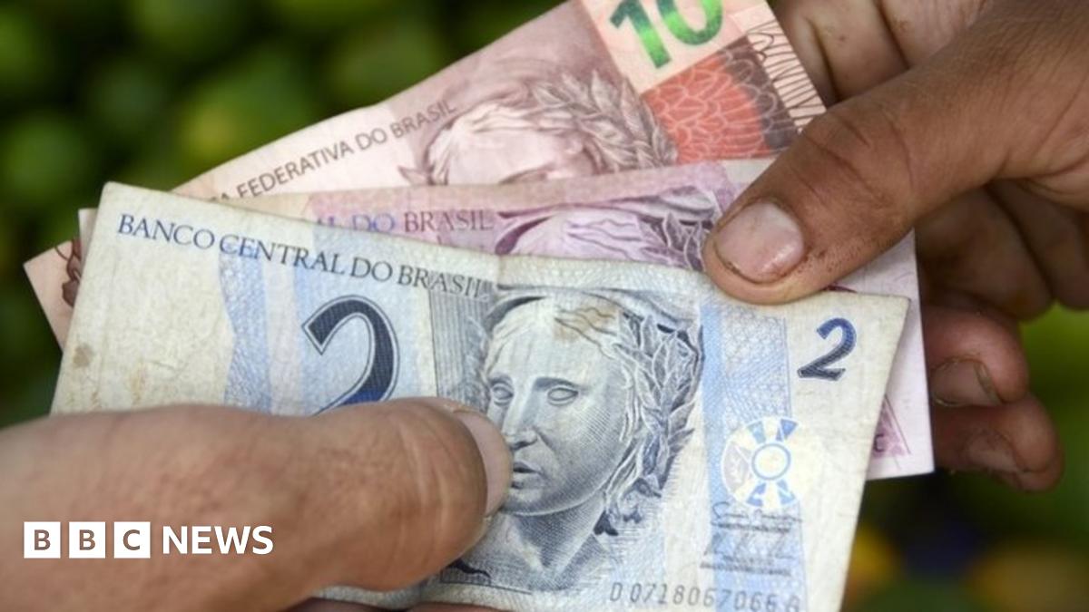 Brazilian central bank frees up $13bn to boost economy - BBC News