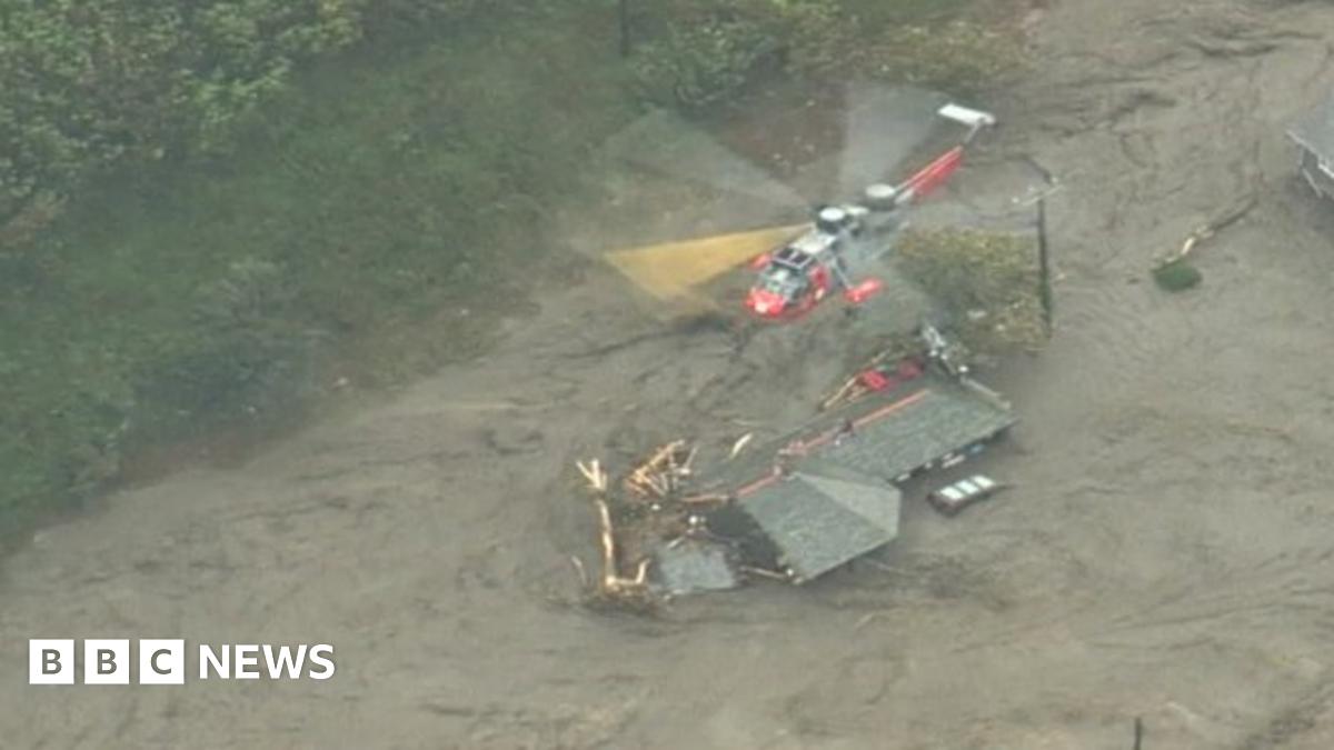 Boscastle: The village 'washed on to the map' - BBC News