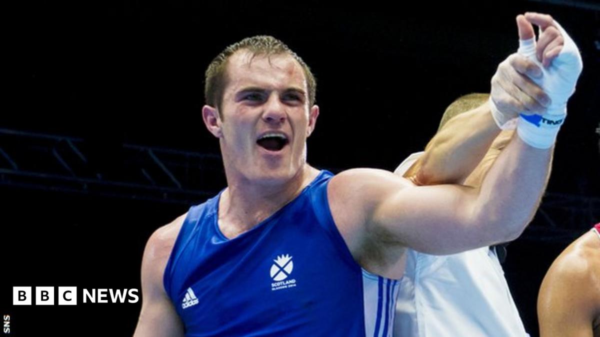 Scots boxer charged over Australian nightclub assault - BBC News