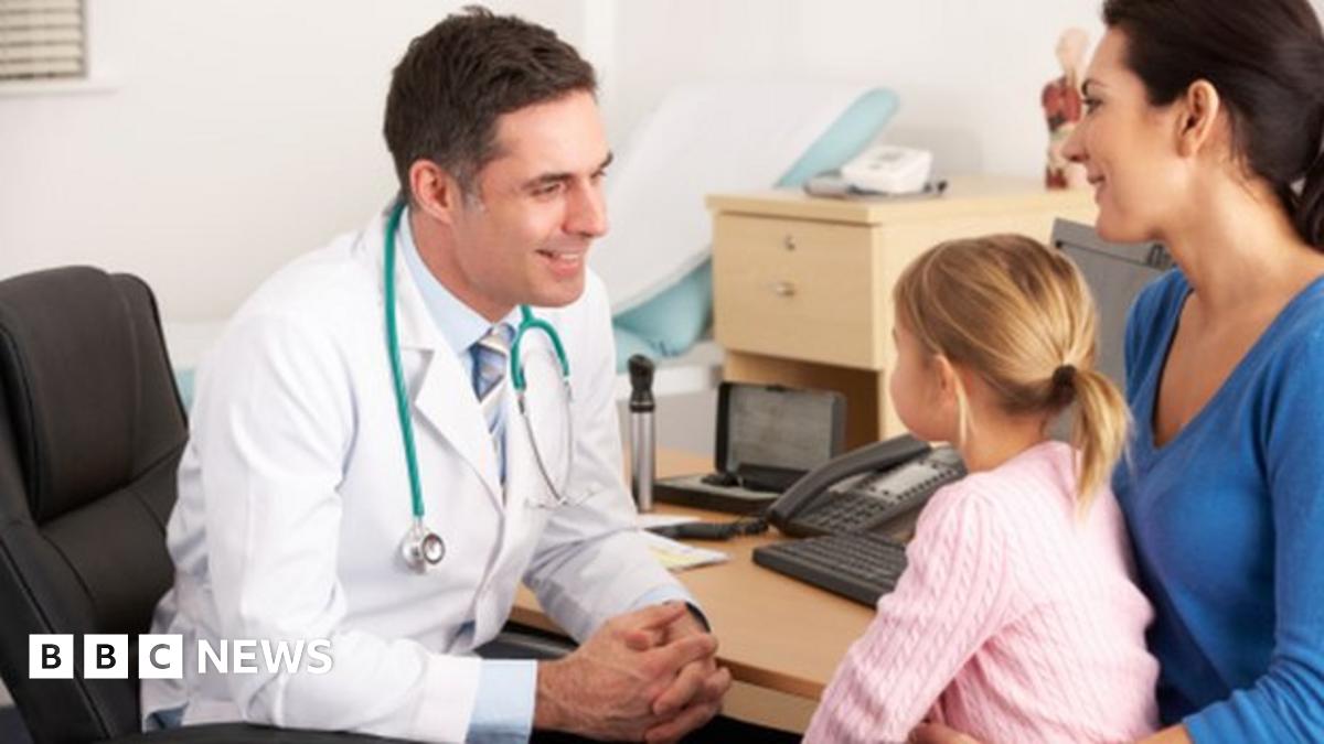 The very public NHS privatisation debate - BBC News