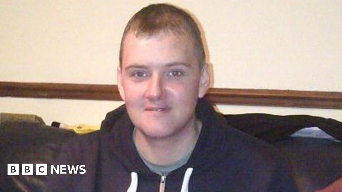 Avonmouth body parts inquiry victim named - BBC News