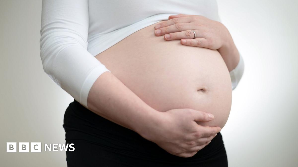 Glangwili and Withybush midwife-led units open - BBC News