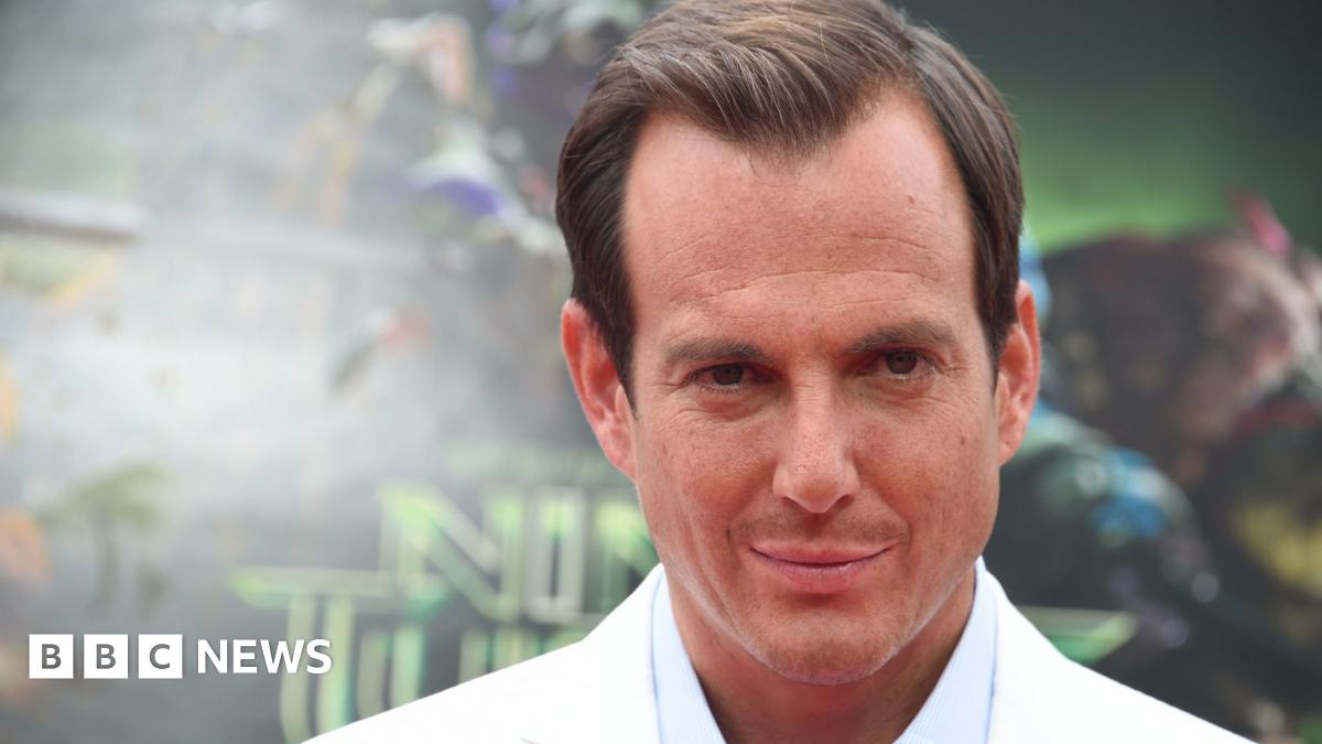 Arrested Development fans celebrate the show's return - BBC News