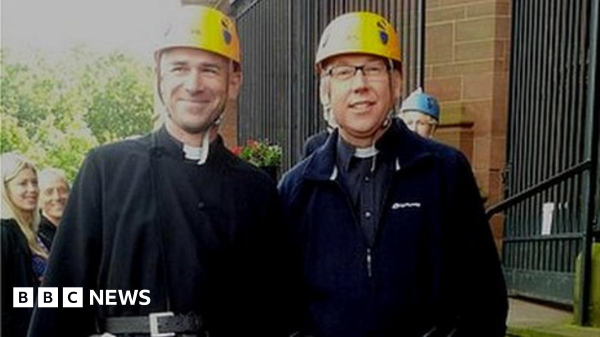 Liverpool Anglican and RC cathedral deans' 'leap of faith' - BBC News