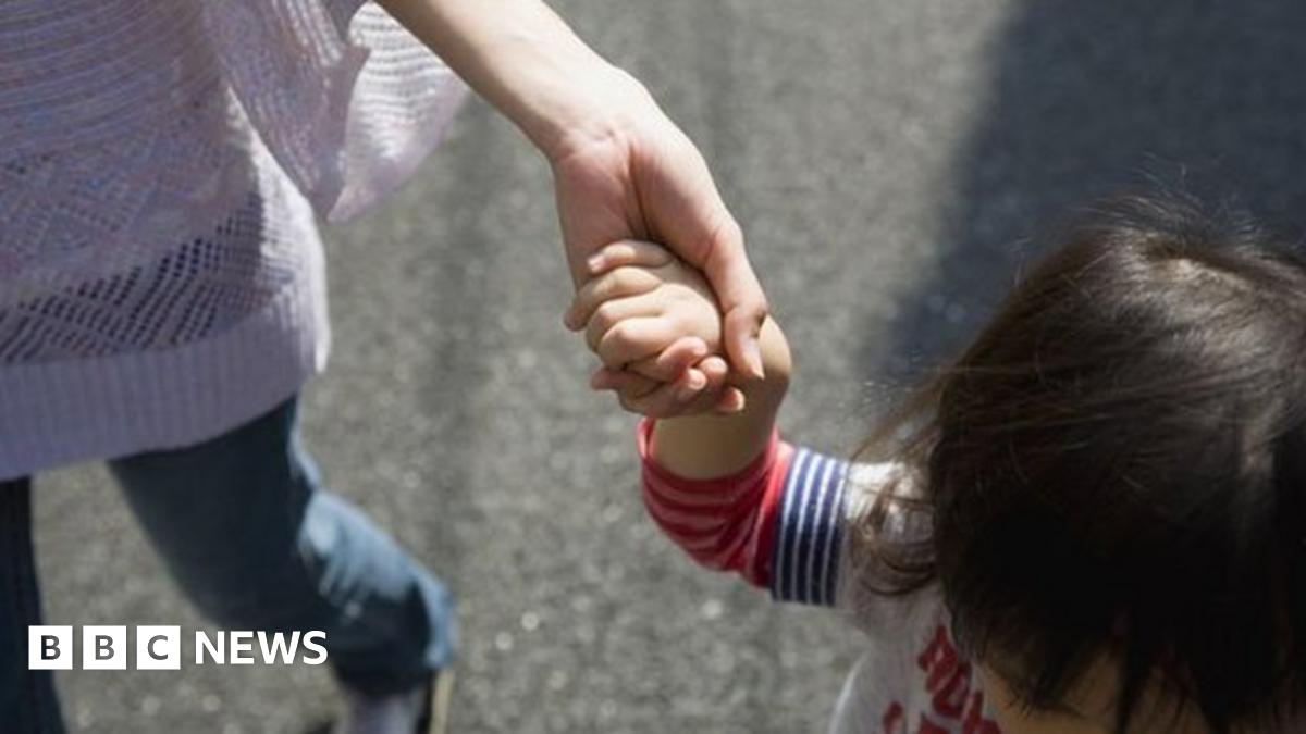 Japan's institutionalised children - BBC News