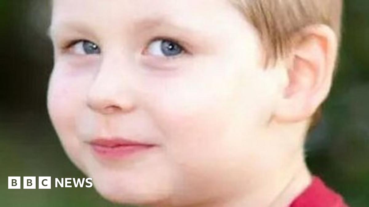 Nathan Harrison's parents pay tribute to four-year-old - BBC News