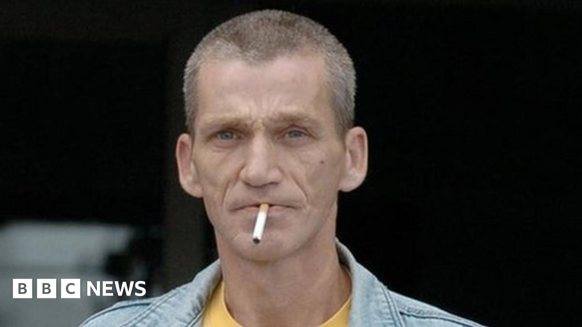 Thomas Main jailed for life for Francis McGraw murder - BBC News