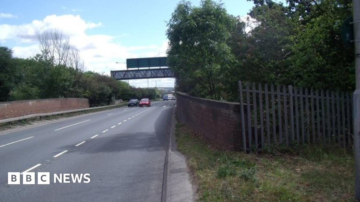 Solihull A45 bridge to be replaced - BBC News