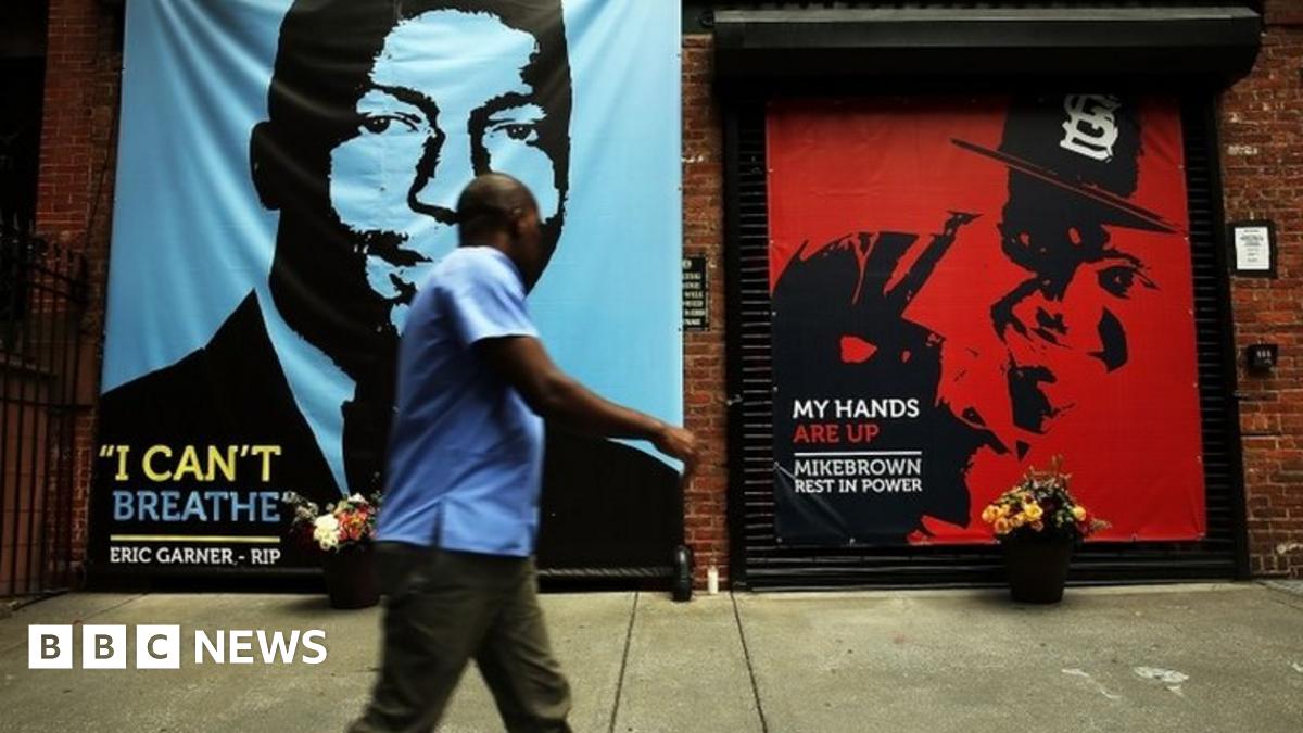 NY weighs charges in Eric Garner chokehold death - BBC News