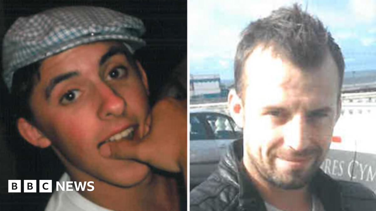 Tributes to crash death pair Grant Benson and Nick Davidson - BBC News