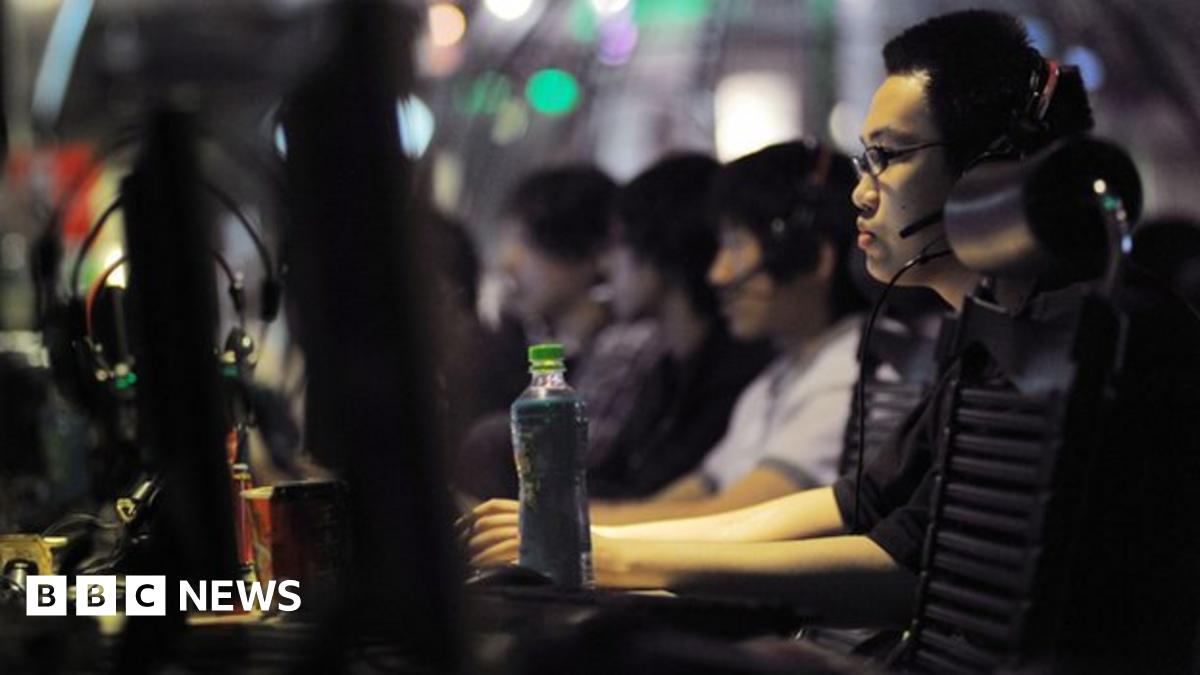 China plans new PC operating system in October - BBC News