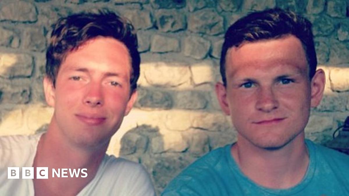 MH17 victim Richard Mayne 'was my best friend' - BBC News