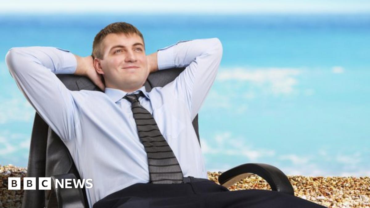 Should the US adopt a shorter working week? - BBC News