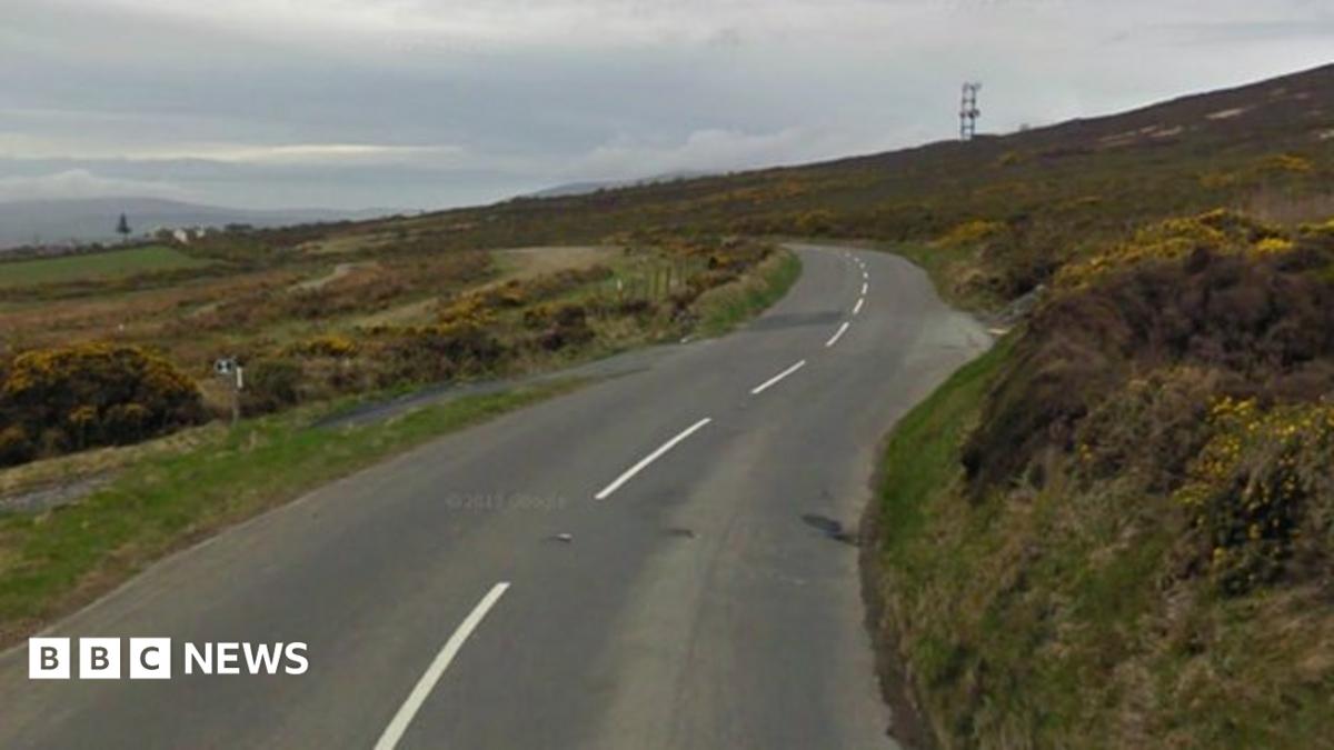 Manx Grand Prix visitor John Greenwell died from multiple trauma - BBC News