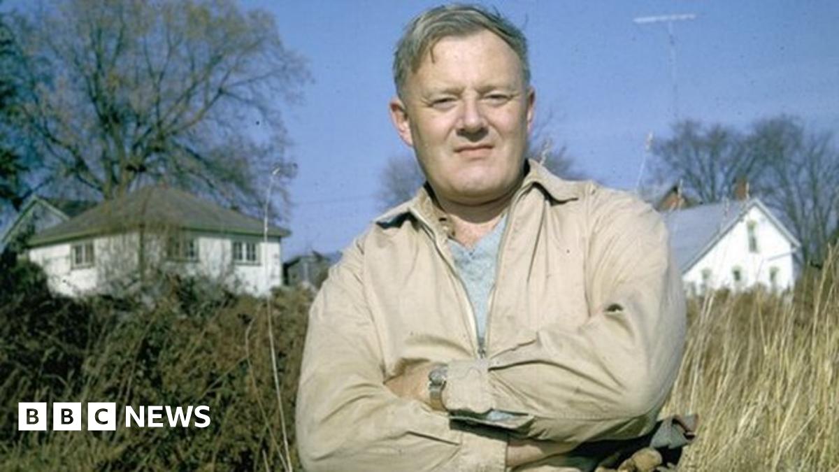 Bill Tutte: The unsung codebreaking hero of World War Two - BBC News