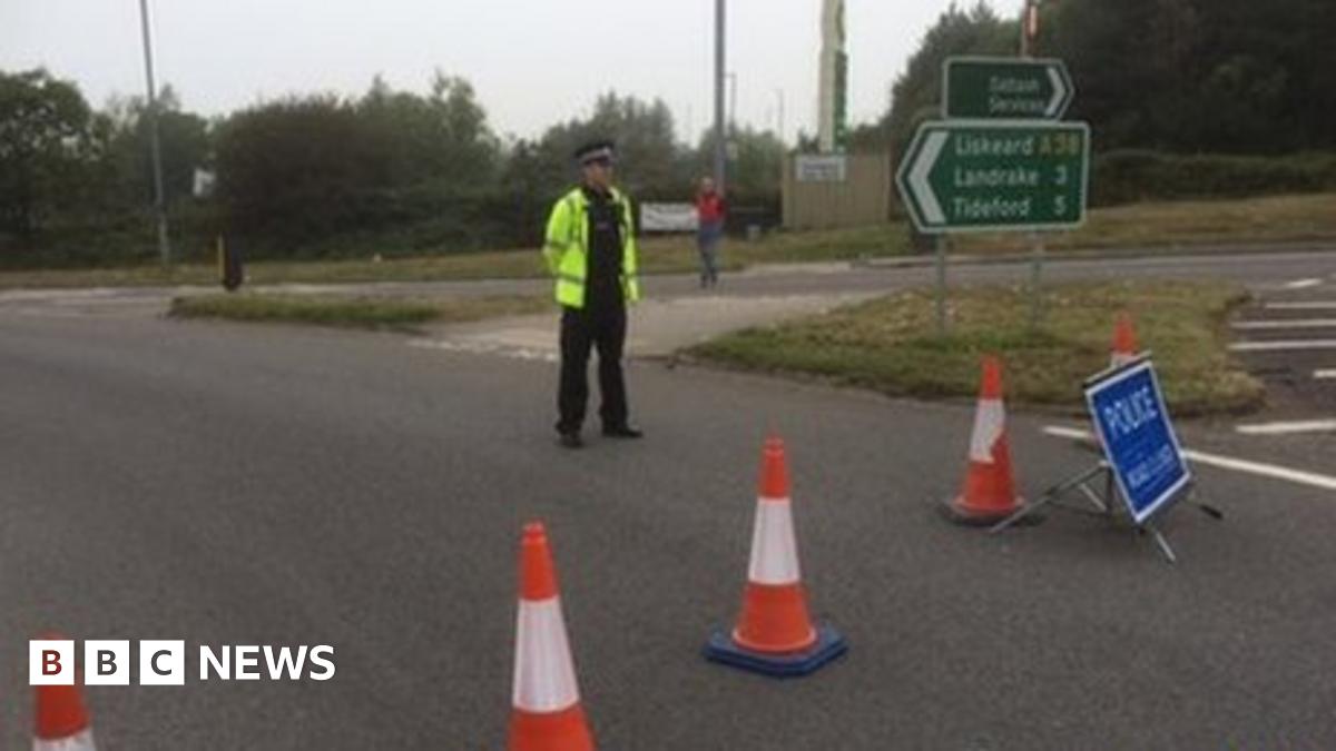 Man dies following serious crash on A38 - BBC News