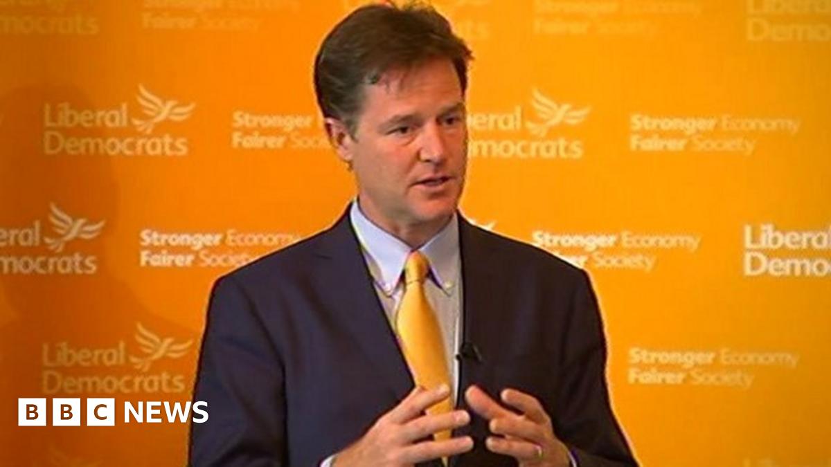 Lib Dems pledge cheap bus travel for young - BBC News