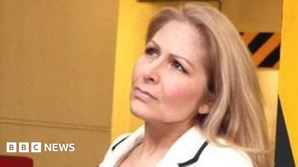 Woman attacked child-killer mum Theresa Riggi in prison - BBC News