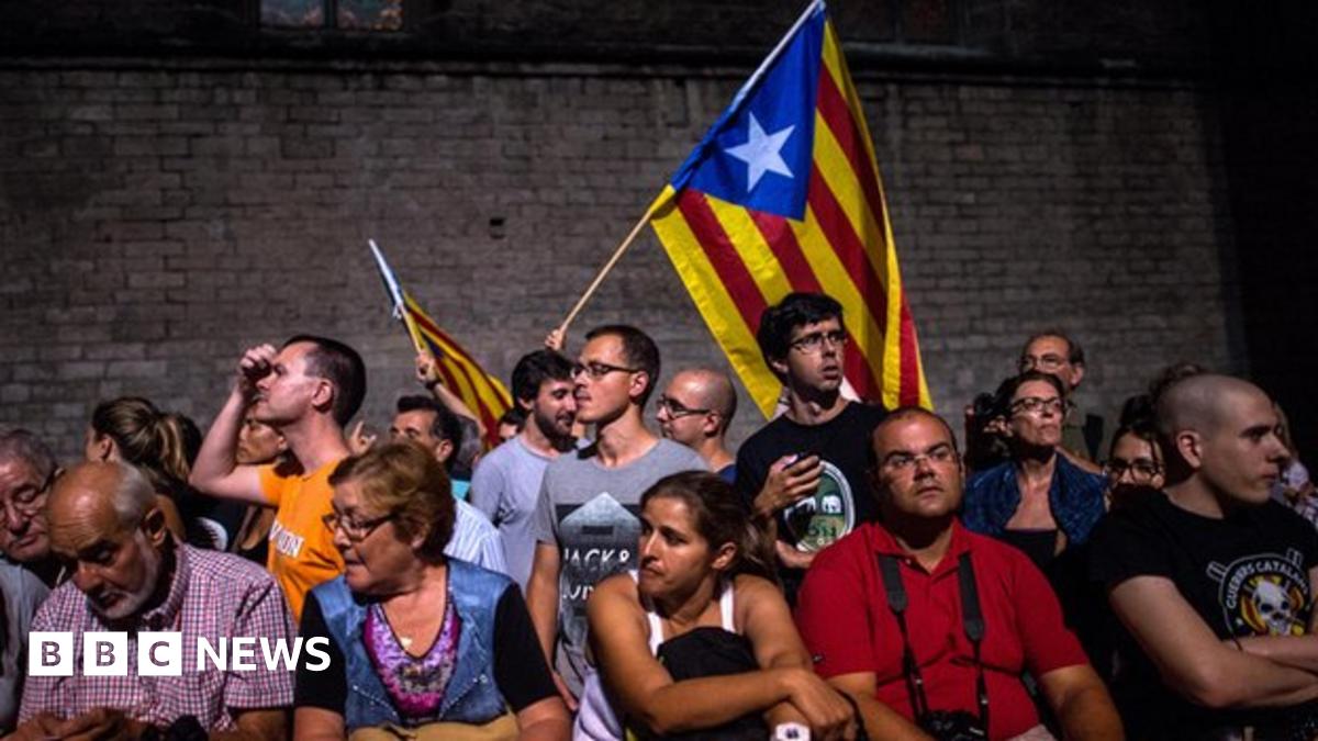 Catalan independence push faces big hurdles - BBC News