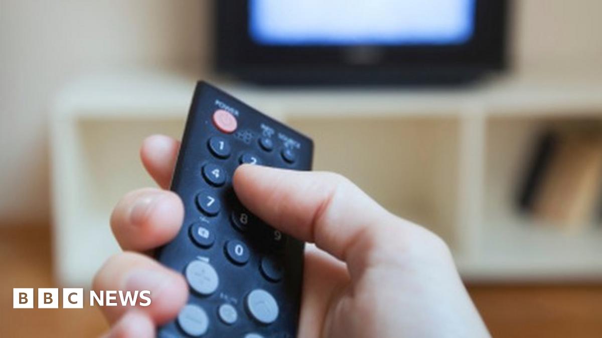 Should there be a TV channel just for sign language users? - BBC News