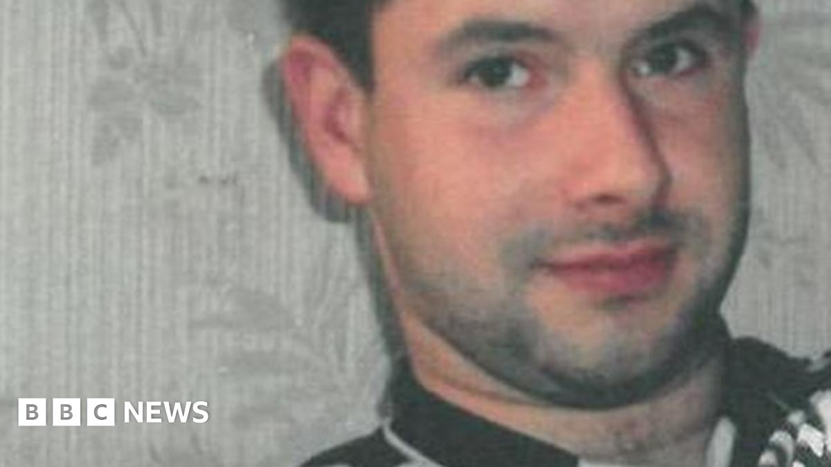 Adam Szurgocinski death: Three men released on bail - BBC News