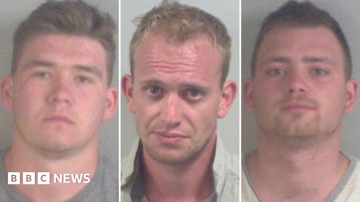 Bogus builders jailed for roof scam in Kent and Surrey - BBC News