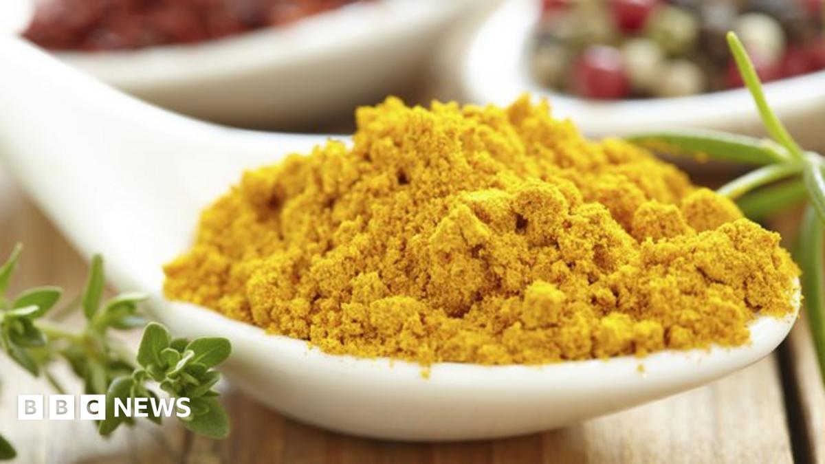 Brain repair 'may be boosted by curry spice' - BBC News