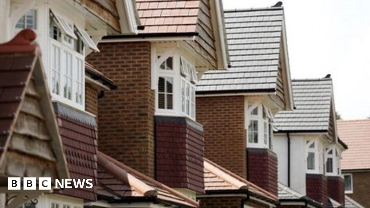 Greater Manchester councils link-up in bid to build 10,000 homes a year ...