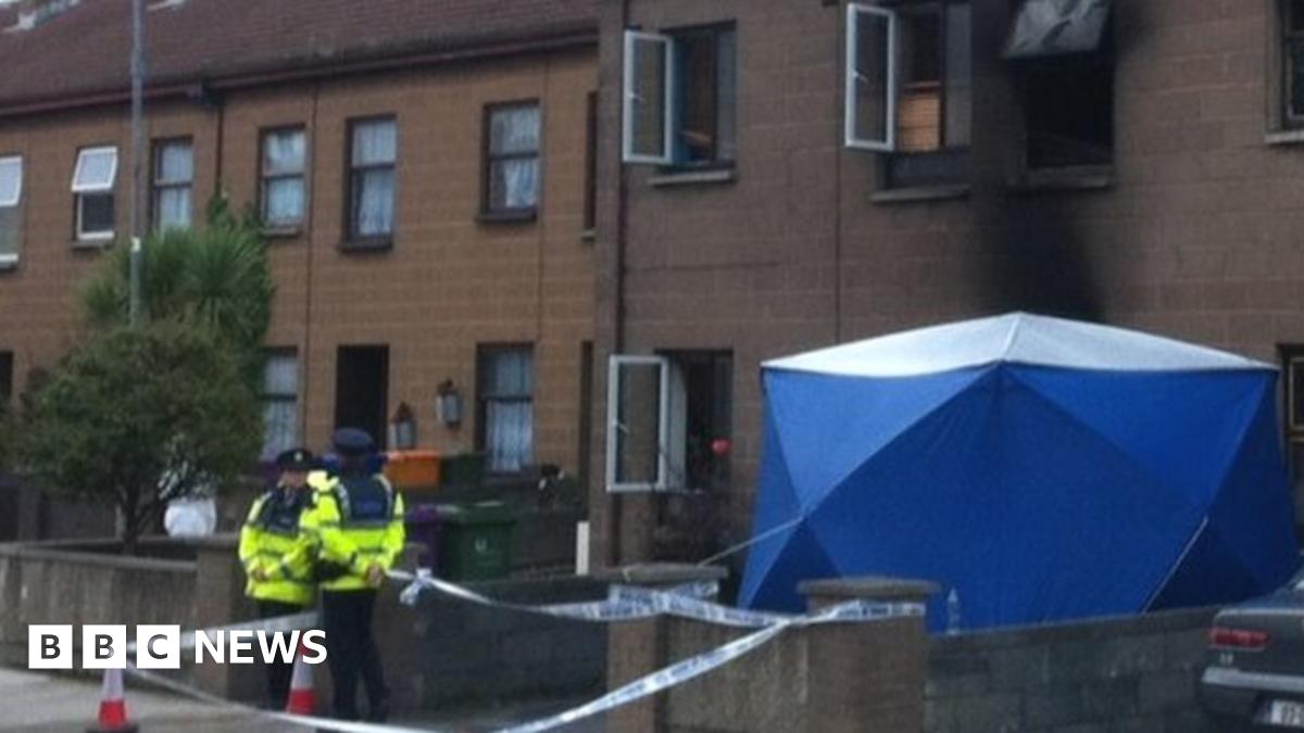Bray house fire: Disabled man dies in suspected arson attack - BBC News