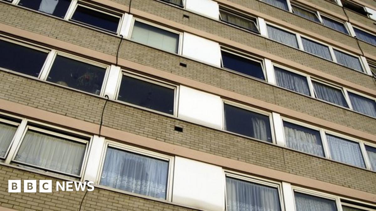 Scottish government announces energy efficiency homes initiative - BBC News