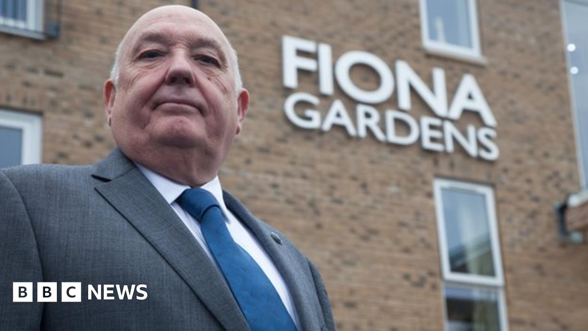 PC Fiona Bone's father opens care facility named in her honour - BBC News