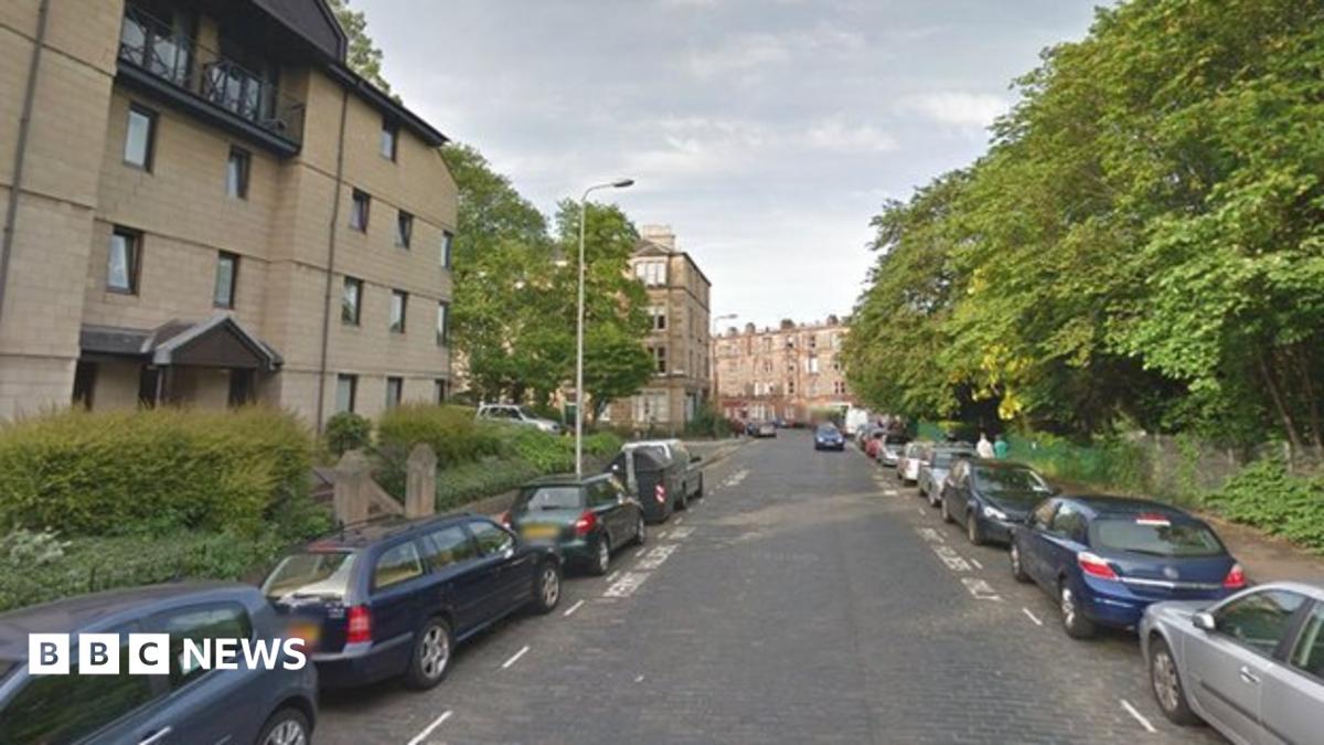 Man charged with Edinburgh attempted rape - BBC News
