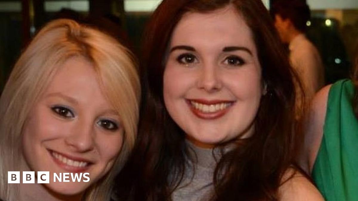LSE's female rugby players respond to 'sexist comments' - BBC News