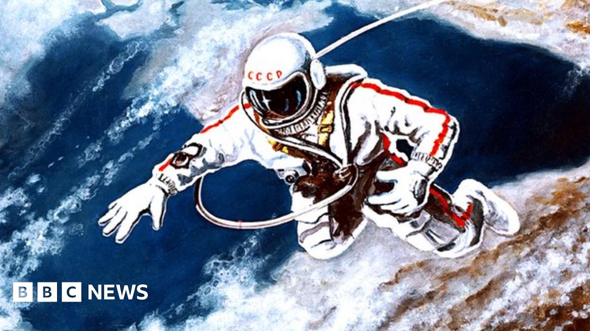 The First Spacewalk: Moments from disaster - BBC News