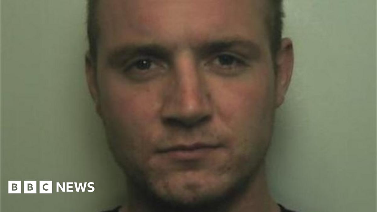 Party brawl stab killer jailed for life - BBC News